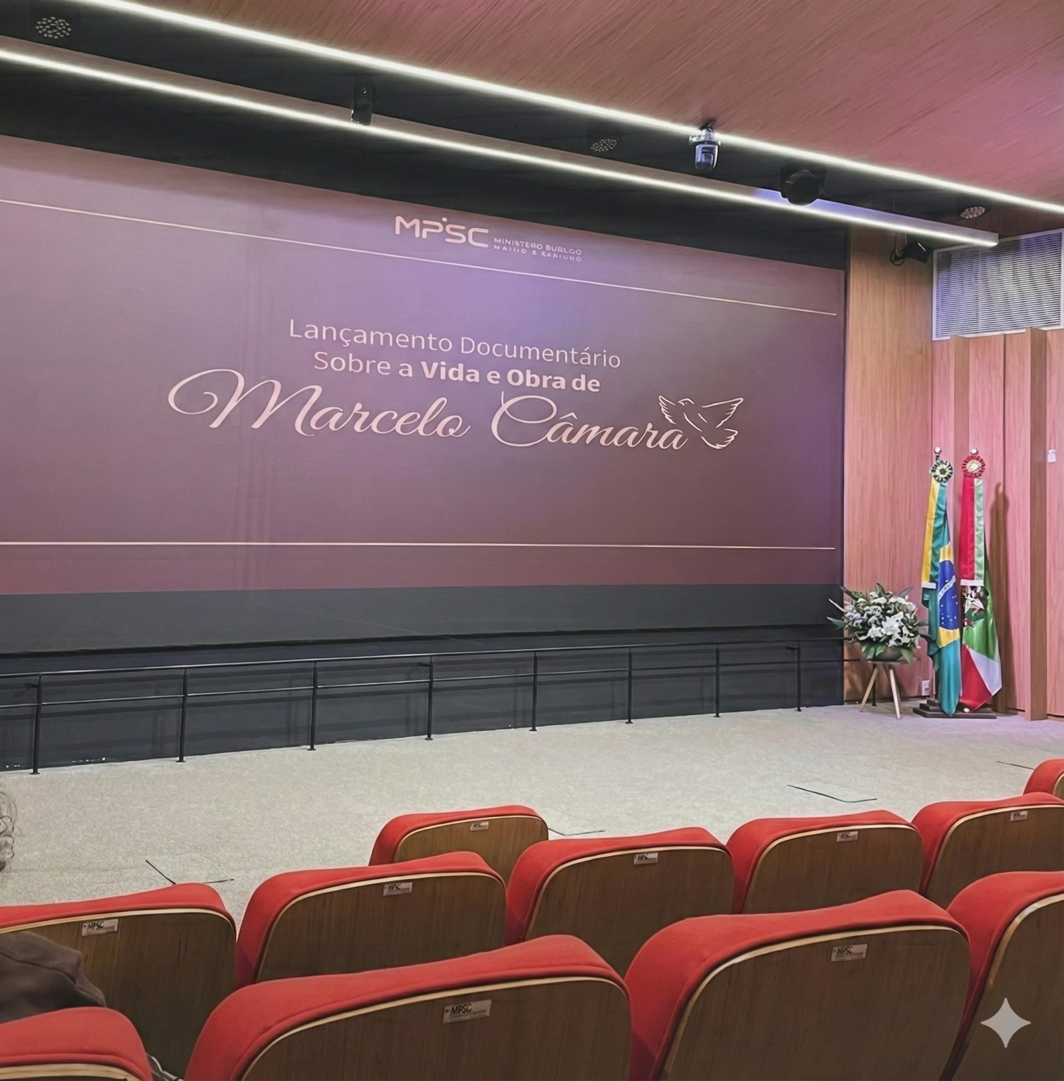 Pré-estreia do filme sobre Marcelo Câmara emociona Santa Catarina e ...